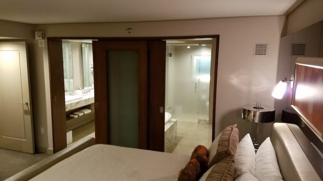 Aria Executive Hospitality Suite Review | SingleFlyer
