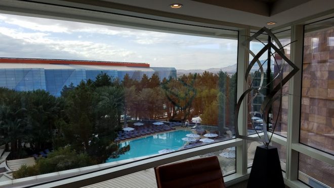 Aria Executive Hospitality Suite Review | SingleFlyer