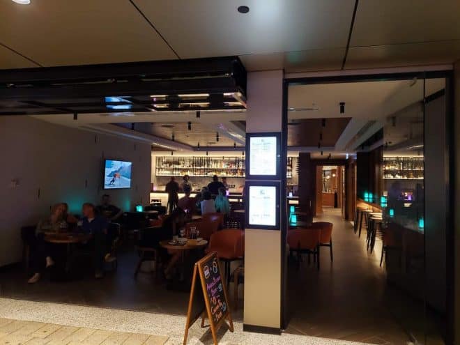 DoubleTree Perth Northbridge Review | SingleFlyer