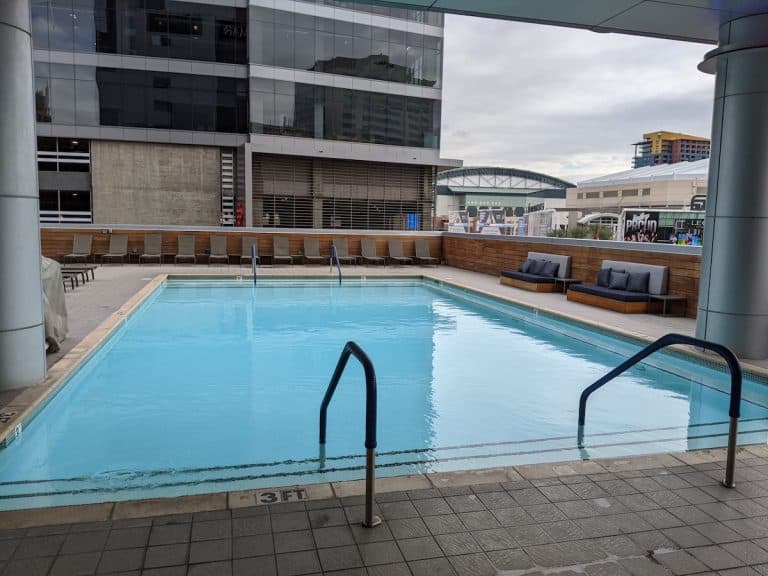 Kimpton Hotel Palomar Phoenix Review | SingleFlyer