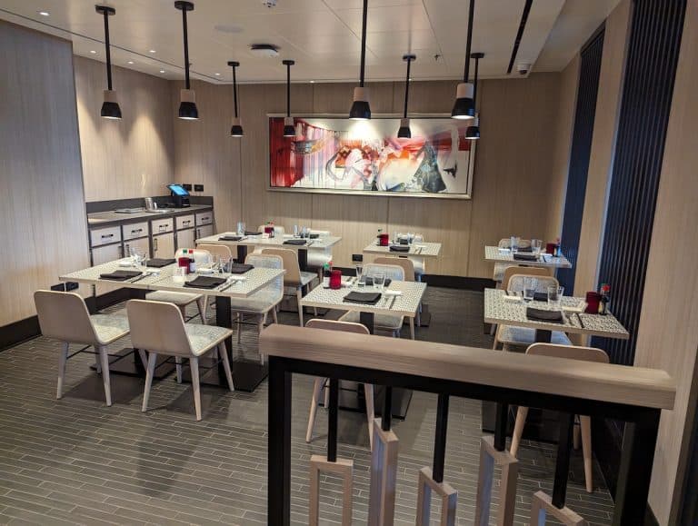 Norwegian Spirit Dining Options | SingleFlyer