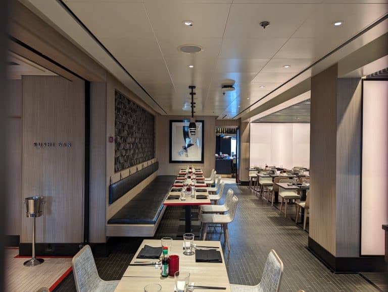 Norwegian Spirit Dining Options | SingleFlyer