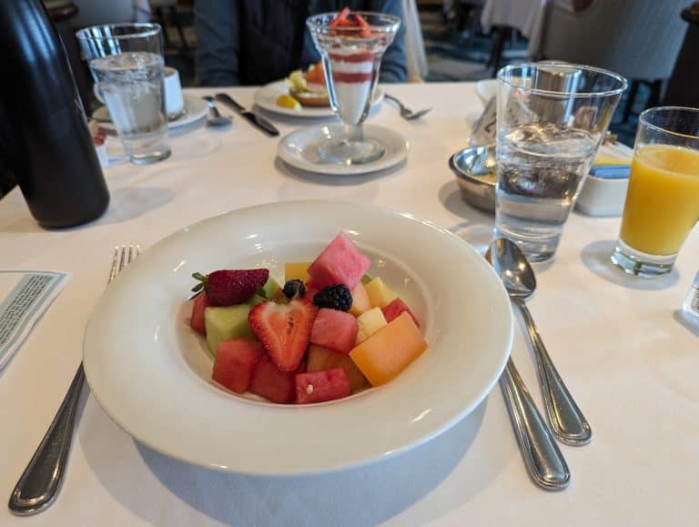 Norwegian Spirit Dining Options | SingleFlyer
