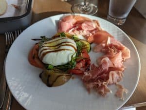 Norwegian Spirit Dining Options | SingleFlyer