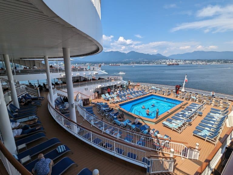 Norwegian Spirit Bars and Entertainment | SingleFlyer