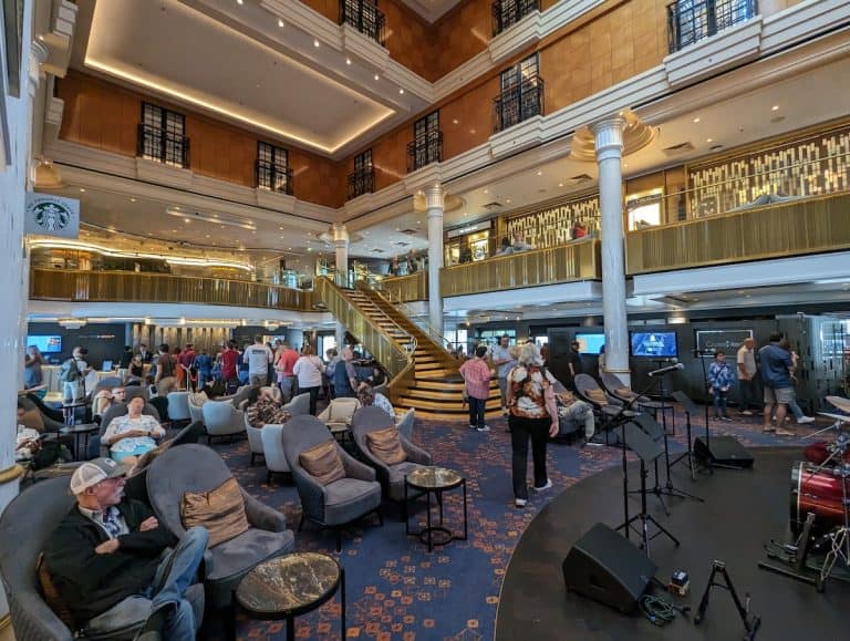 Norwegian Spirit Bars and Entertainment | SingleFlyer