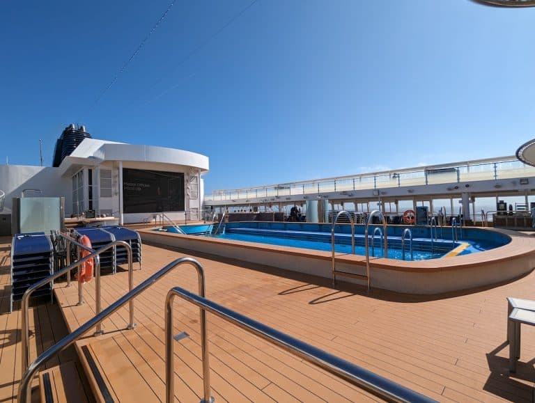 Norwegian Spirit Bars and Entertainment | SingleFlyer